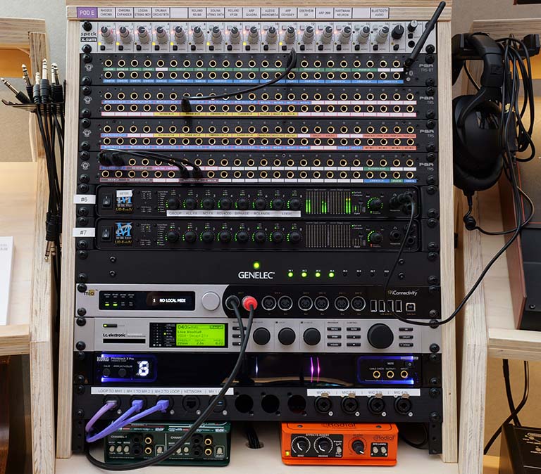 SynthTemple | What are Synth Pods?